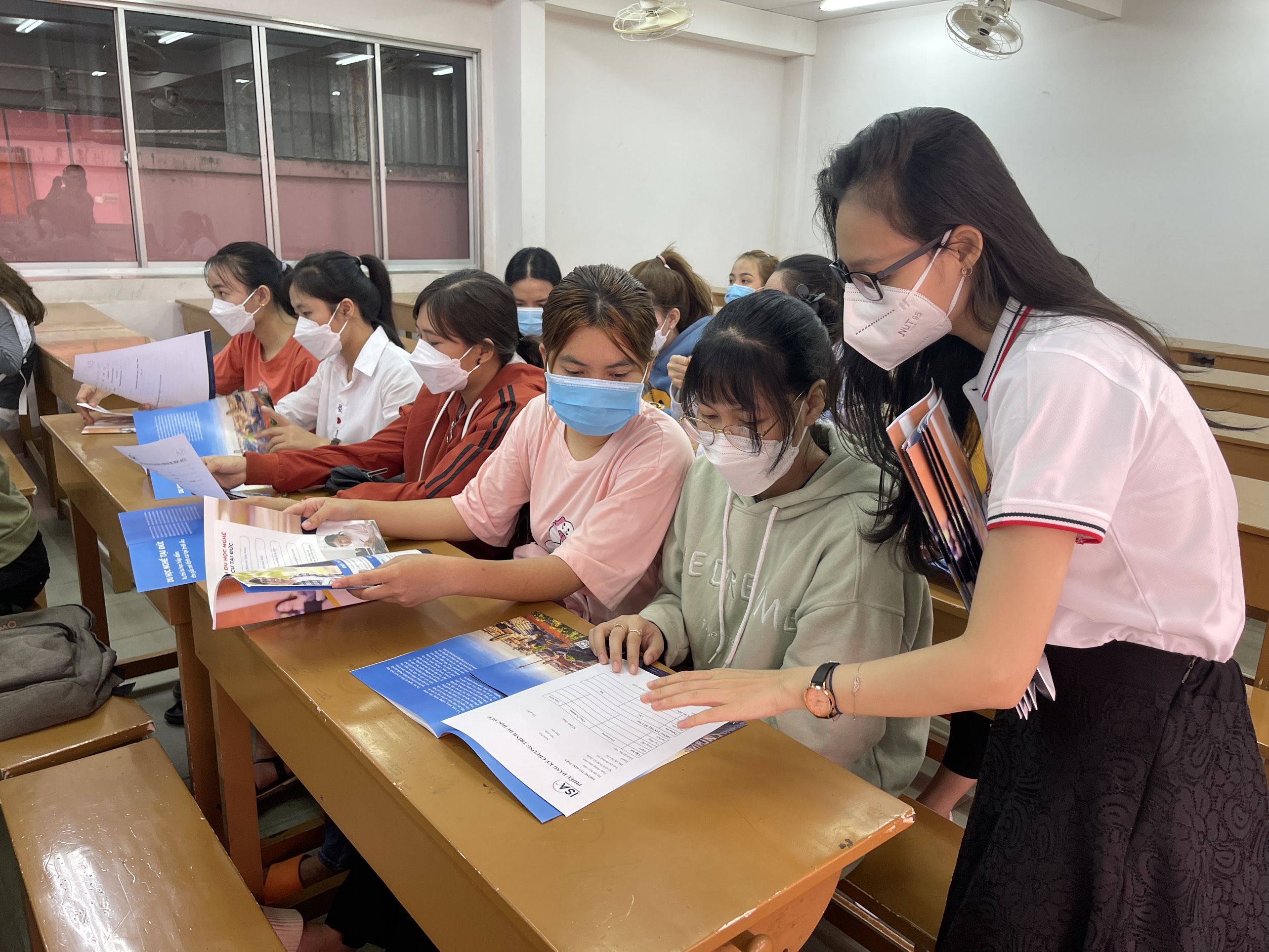 ISA organized “Vocational nursing program in Germany” events at Hong ...